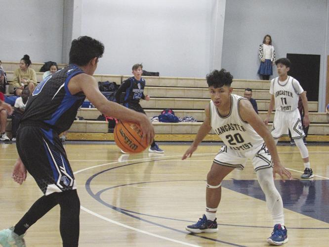 Eagles adjust, beat First Baptist | Sports | avpress.com