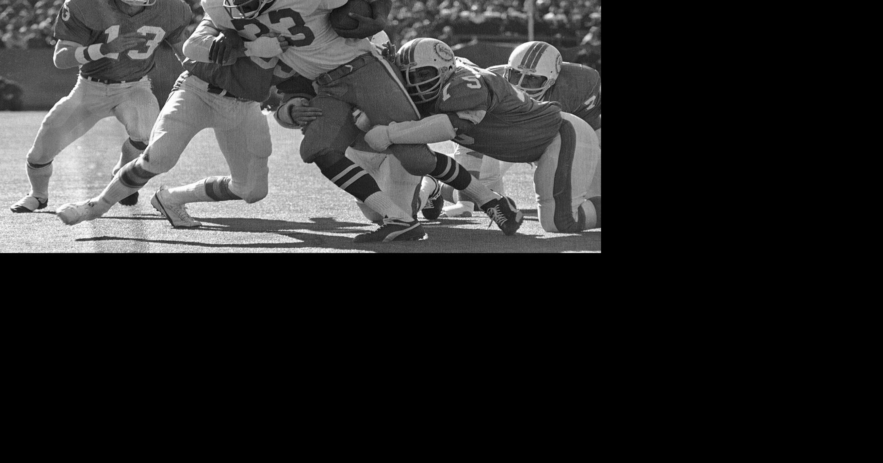 Former Cowboys running back Thomas dies | Newsline | avpress.com
