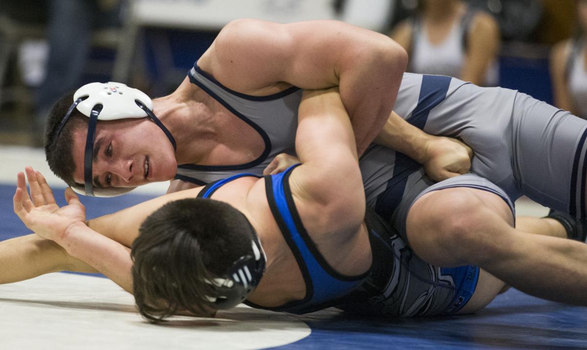 BHS wrestling stays on top against game Frontier | Sports | bakersfield.com