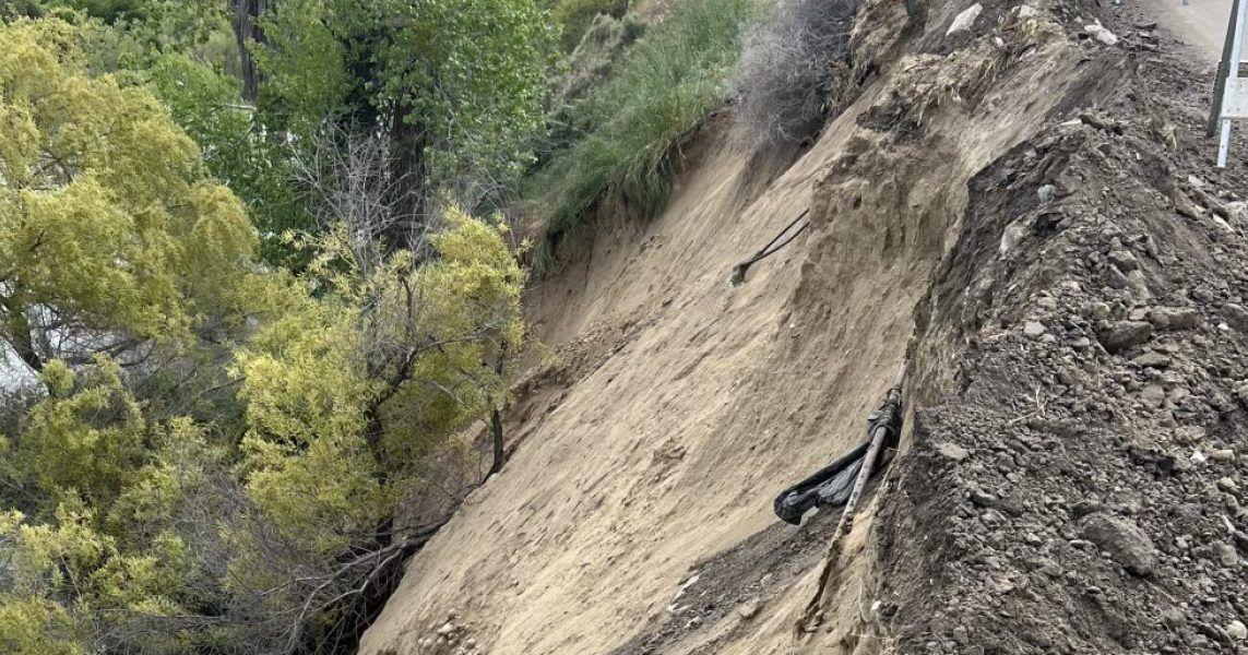 Slope failure prompts road closure | News | bakersfield.com