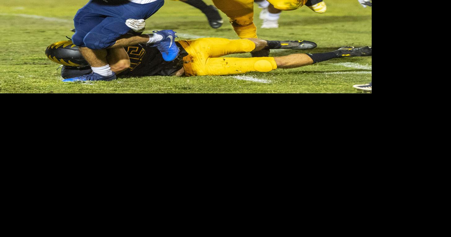 PHOTO GALLERY: BCHS beats BHS 38-14 | Multimedia | bakersfield.com