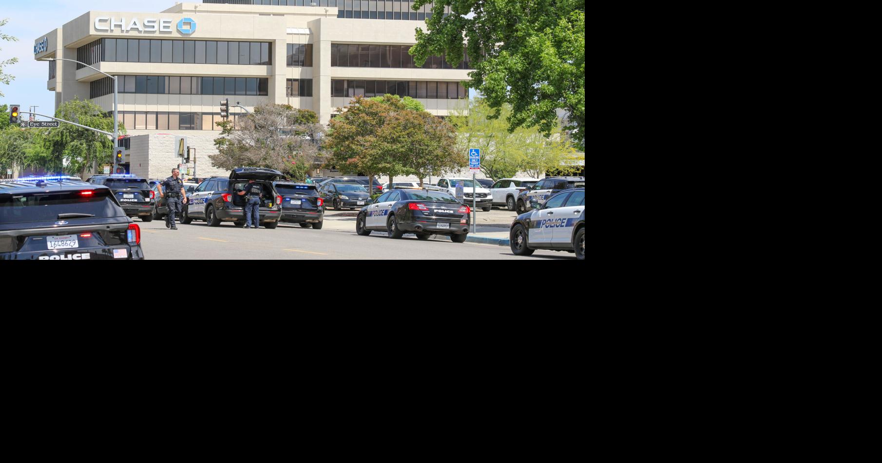 Police evacuate heart of downtown Bakersfield amid hostage situation ...