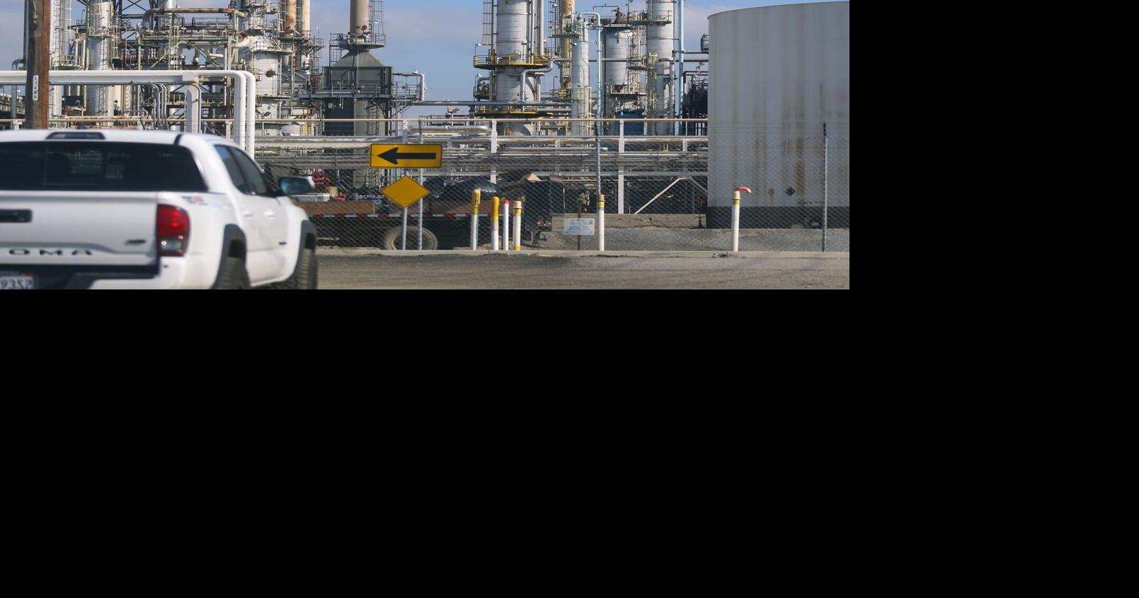 Refinery owner strikes accord to raise cost cap, start operations ...