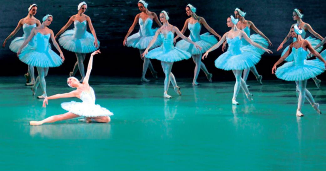 Fancy footwork for Super Bowl Sunday with ballet at Fox Theater ...