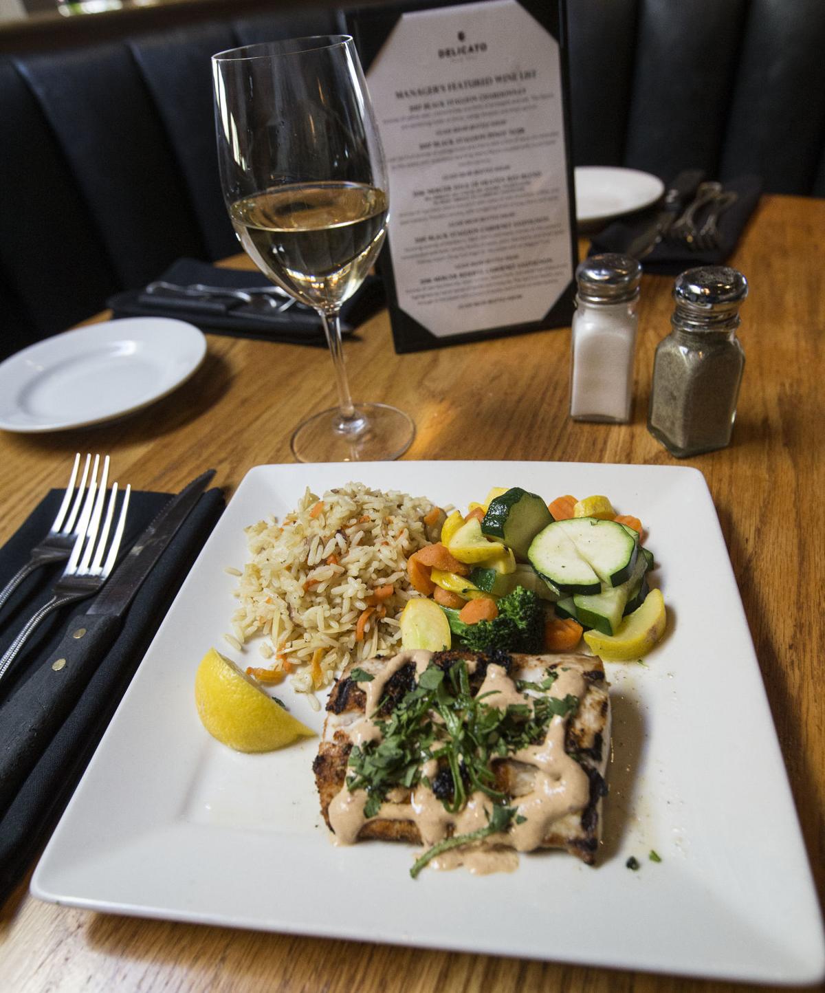 PHOTO GALLERY: Hungry Hunter Steakhouse | Photo Galleries | bakersfield.com