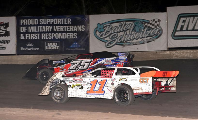 Photo gallery: Bakersfield Speedway | | bakersfield.com