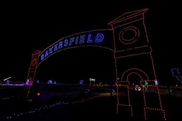 Barnett's Lightasmic!, HolidayLights at CALM more than 20 years in the ...