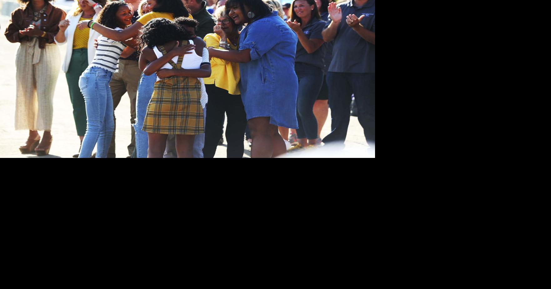 Move that bus: Bakersfield family finally sees new 'Extreme Makeover ...