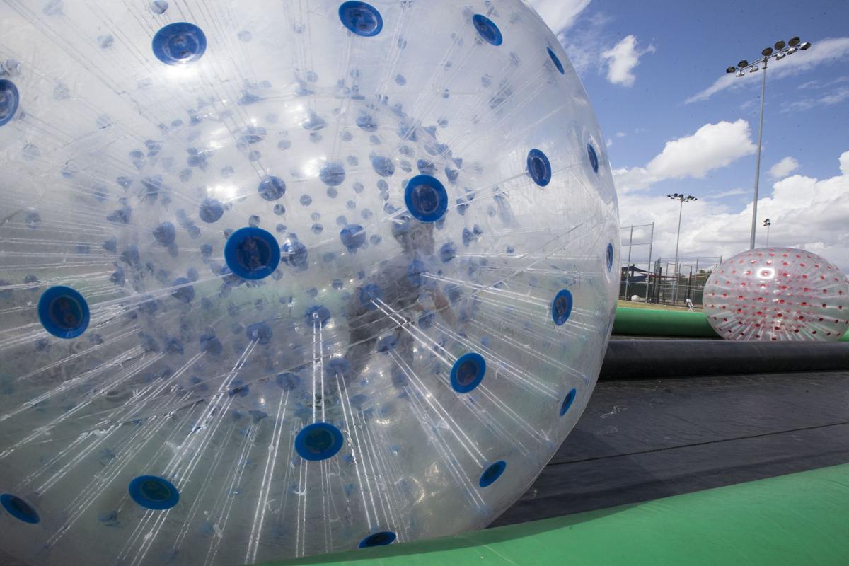 PHOTO GALLERY: Locals explore Amazing Bounce Fest | News | bakersfield.com