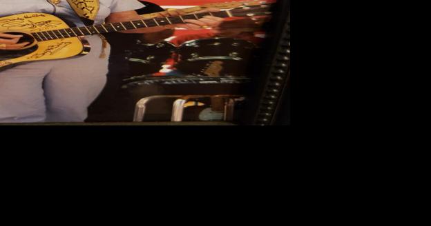 Sandy Holly sang Bakersfield country before she worked to keep the ...