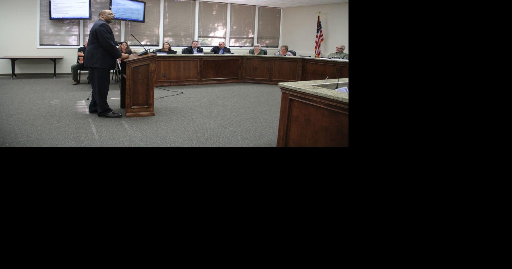 Tehachapi City Council declines to place 'In God We Trust' decals on ...