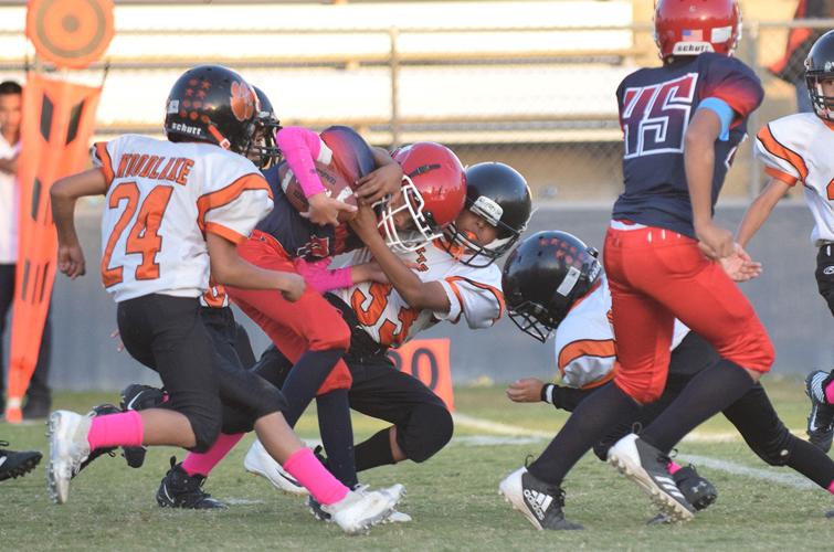 Delano junior, senior football teams have their homecoming | The Delano ...
