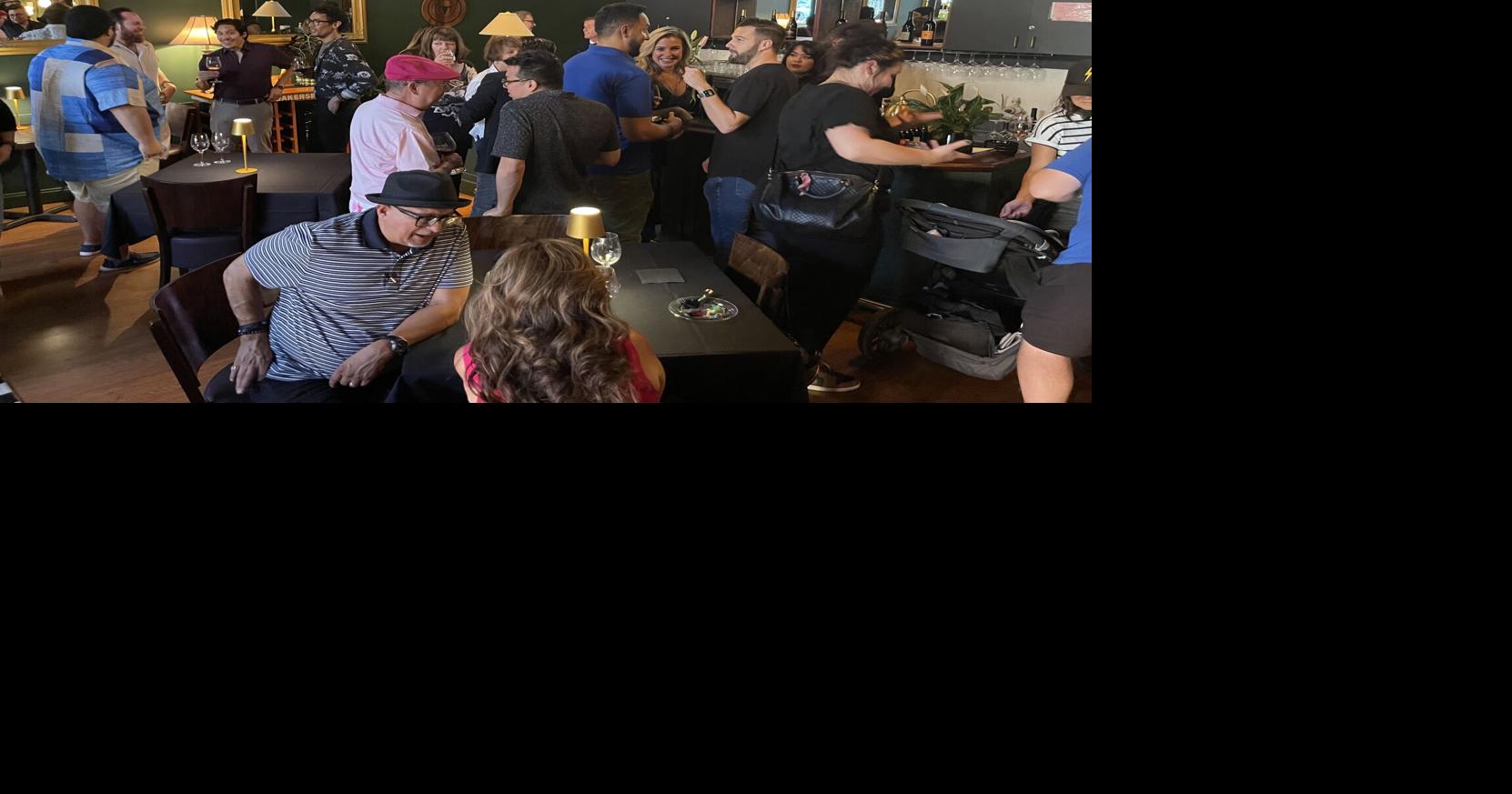 On with the show at Stars' new Green Room | Entertainment | bakersfield.com