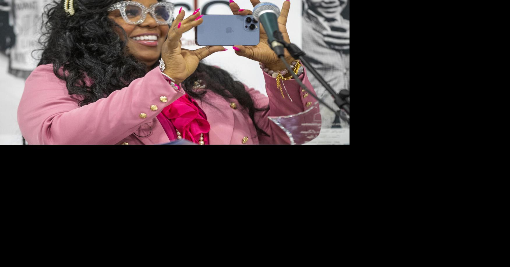 Calls for unity ring out at annual MLK Community Center breakfast ...