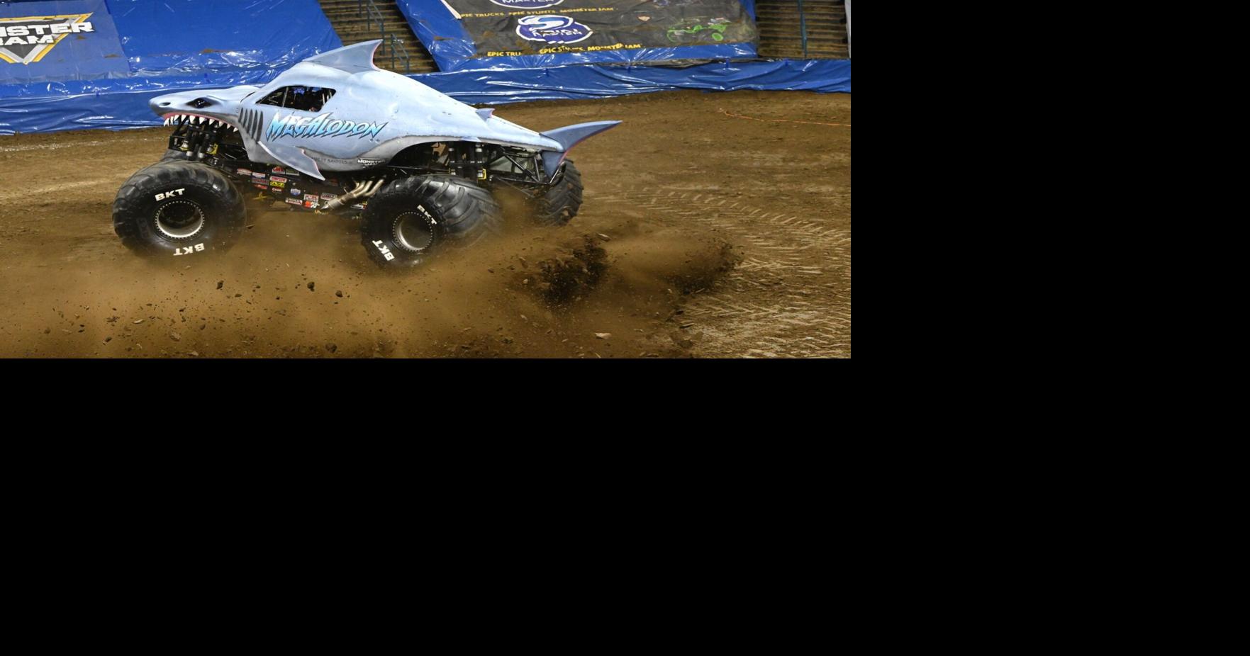PHOTO GALLERY: Monster Jam sends dirt in the air at Mechanics Bank ...