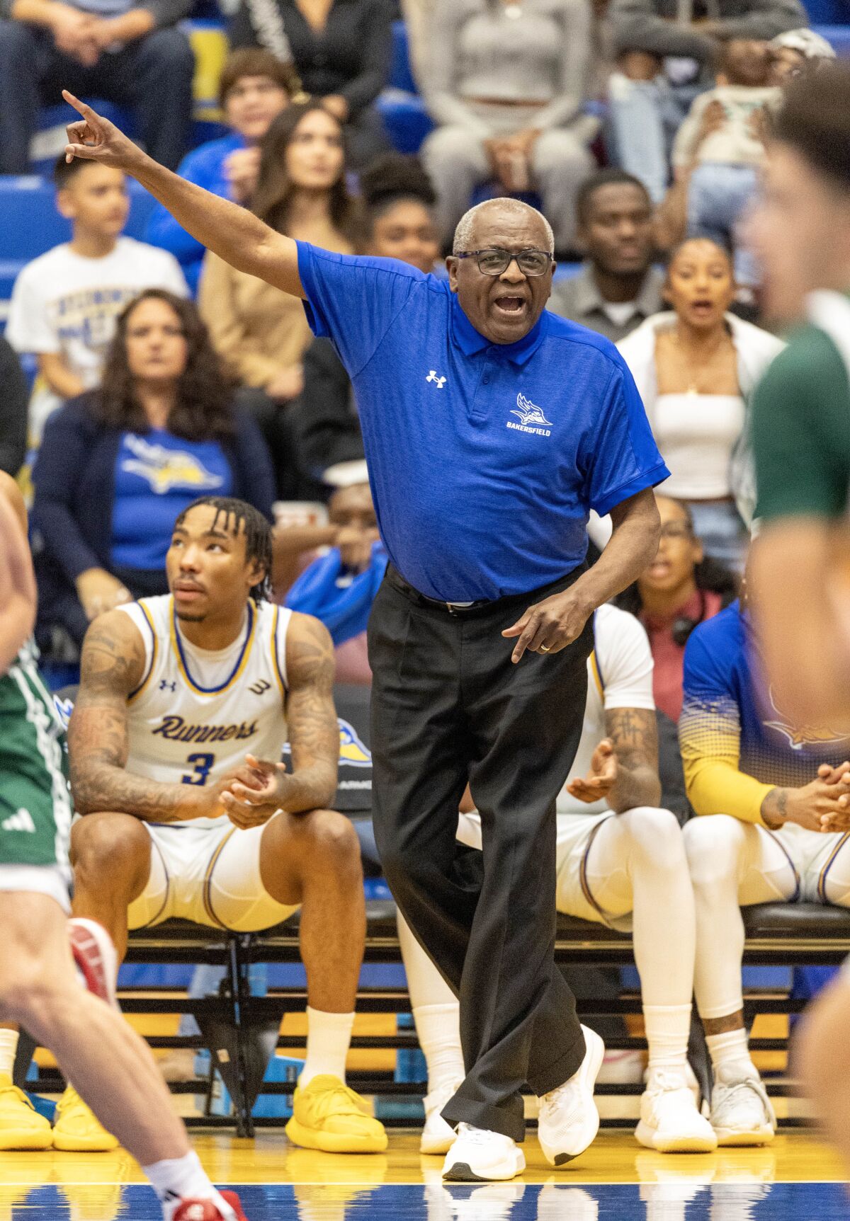 Rod Barnes steps down as CSUB men's basketball coach after 14 seasons ...