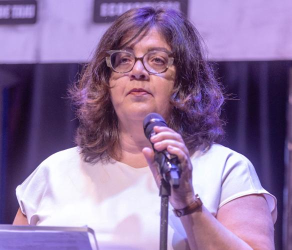Having set out on her own, Petropoulos makes her home in Bakersfield ...
