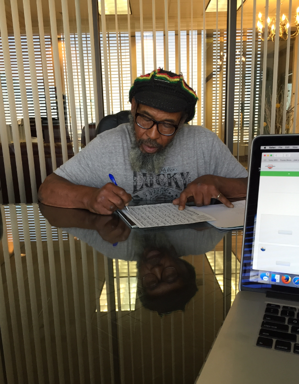 LOIS HENRY: Life throws good and bad at former Chargers football player ...