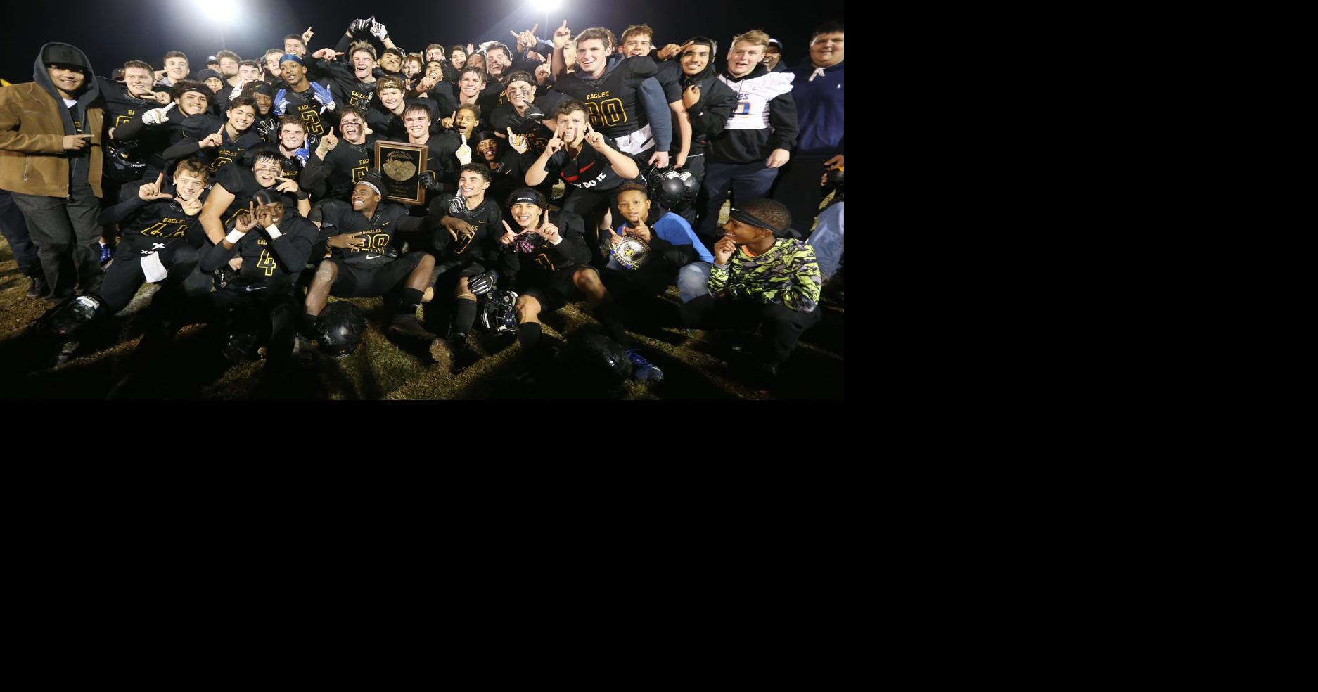 PHOTO GALLERY: BCHS rolls to Central Section football championship ...