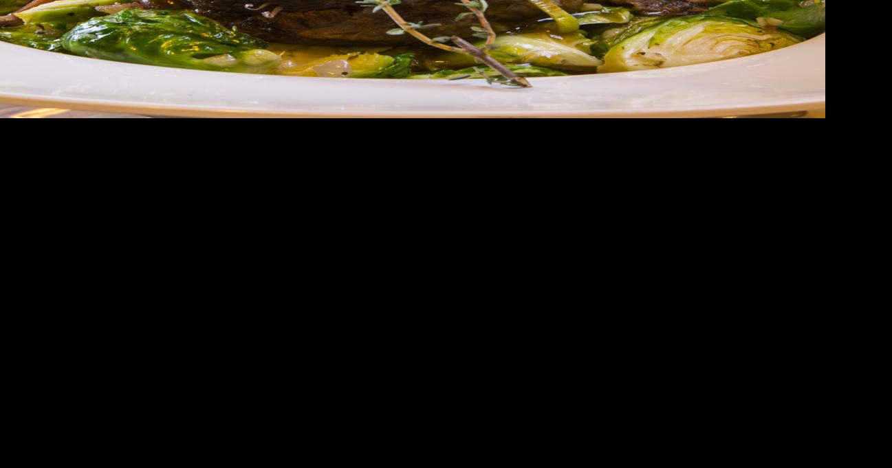 PETE TITTL: Downtown steakhouse hits Mark for food not service | Food ...