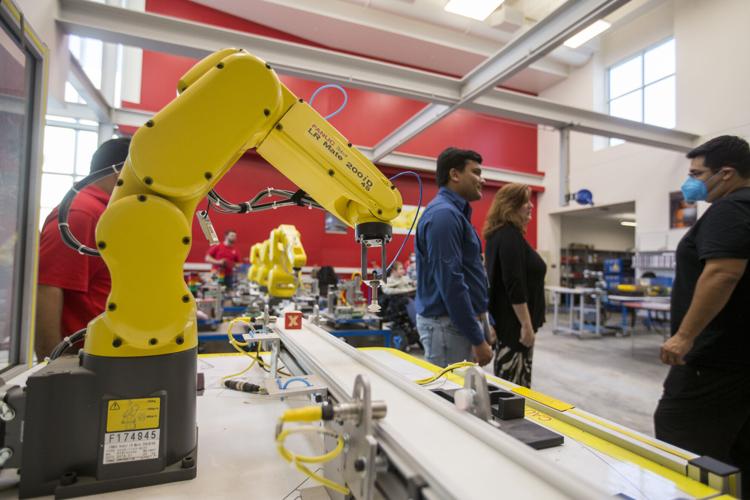 BC Science and Engineering Building ribbon-cutting | Tbc Blox Images | bakersfield.com