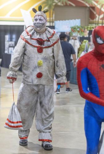 PHOTO GALLERY: Much to see and do at Bakersfield Comic-Con ...