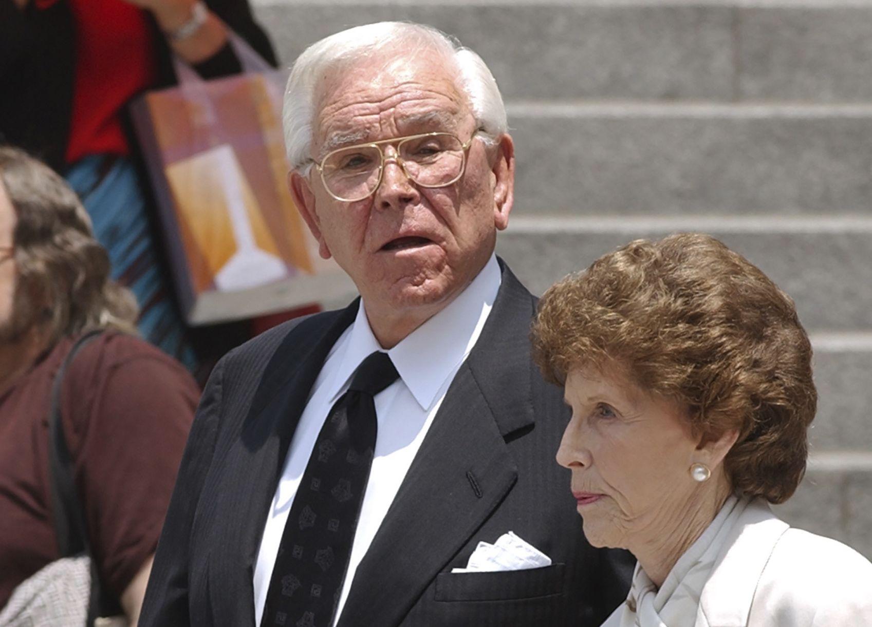 Televangelist, megachurch founder Robert Schuller dies at 88 | News ...