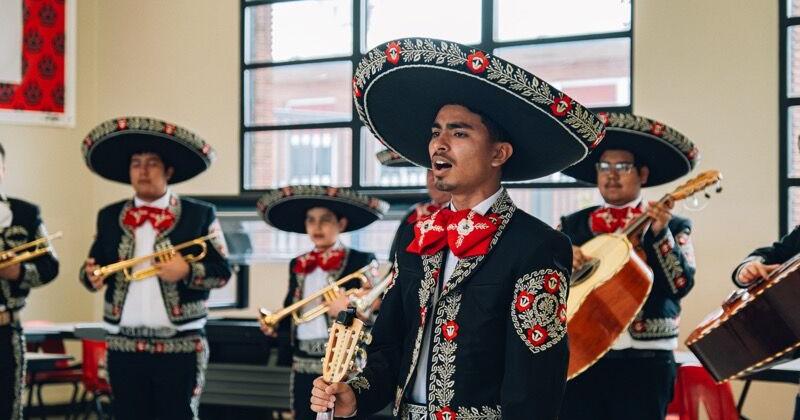 JOSE GASPAR: Students to learn from the best mariachi players | Jose ...