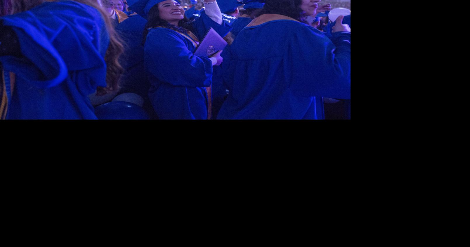 PHOTO GALLERY: CSUB commencement ceremony | Multimedia | bakersfield.com