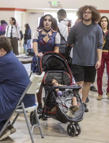 PHOTO GALLERY: Much to see and do at Bakersfield Comic-Con ...