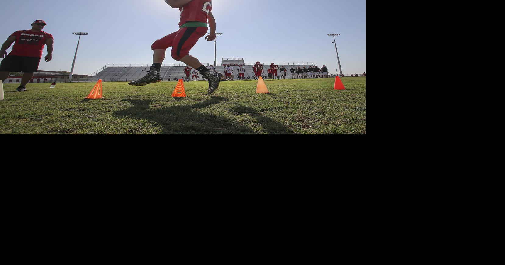 Arvin High 2016 Football | Photo Galleries | bakersfield.com