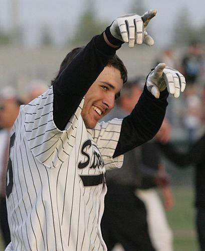 Hobson signs with Blue Jays | Sports | bakersfield.com