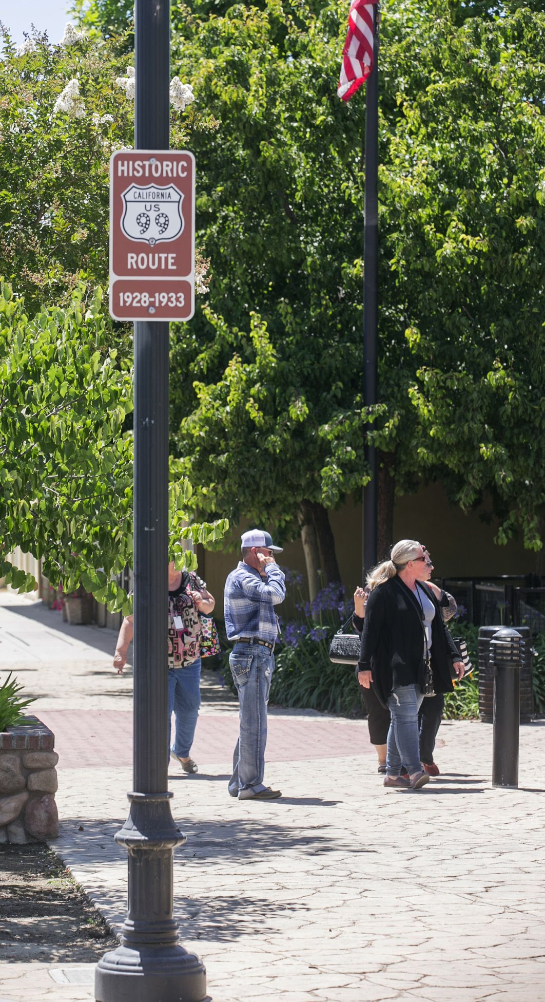 PHOTO GALLERY: Historic Route 99 runs through Bakersfield | Multimedia ...