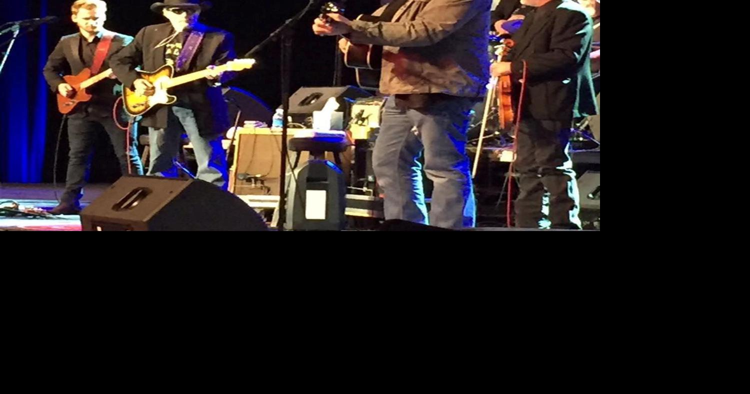 Keith's tribute to Haggard airs Sunday on Fox | Archives | bakersfield.com