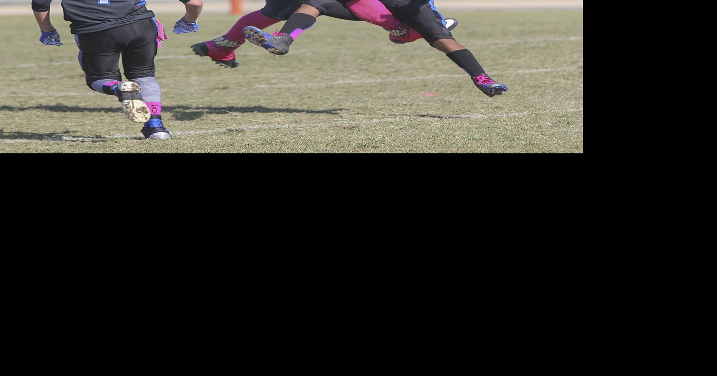 PHOTO GALLERY: Golden Empire Youth Football Shafter Commanders vs the ...