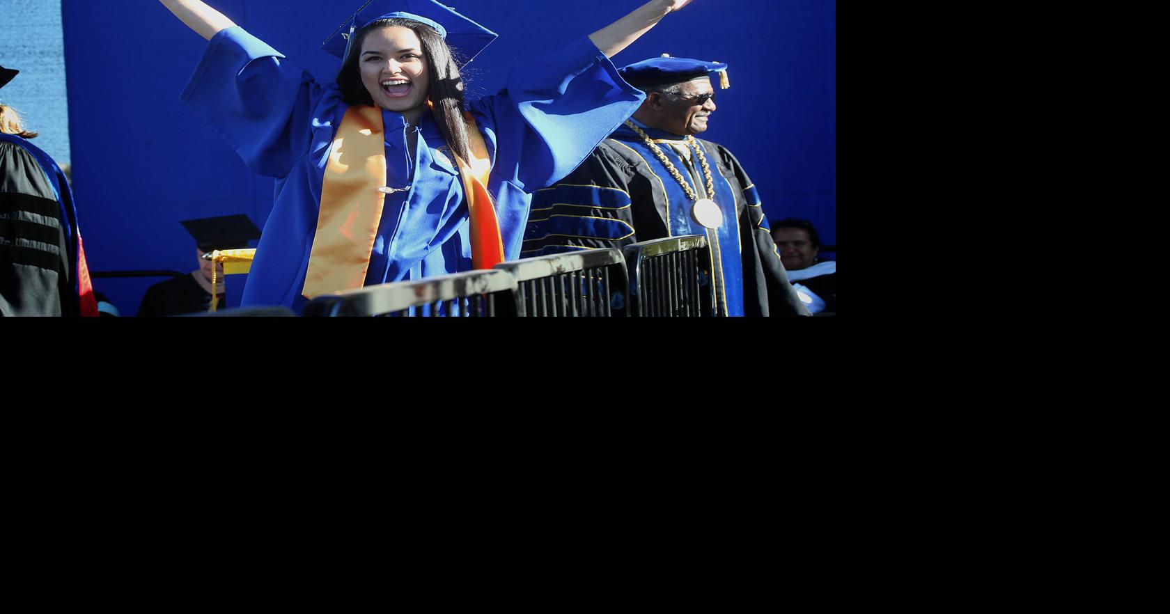 Photo Gallery: California State University Bakersfield Class Of 2017 ...