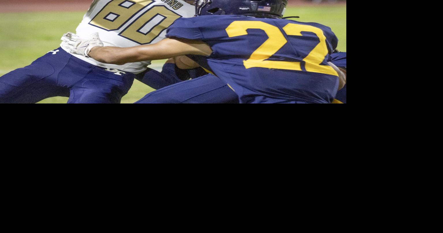 PHOTO GALLERY: Shafter hosts Delano for week 8 football | Multimedia ...