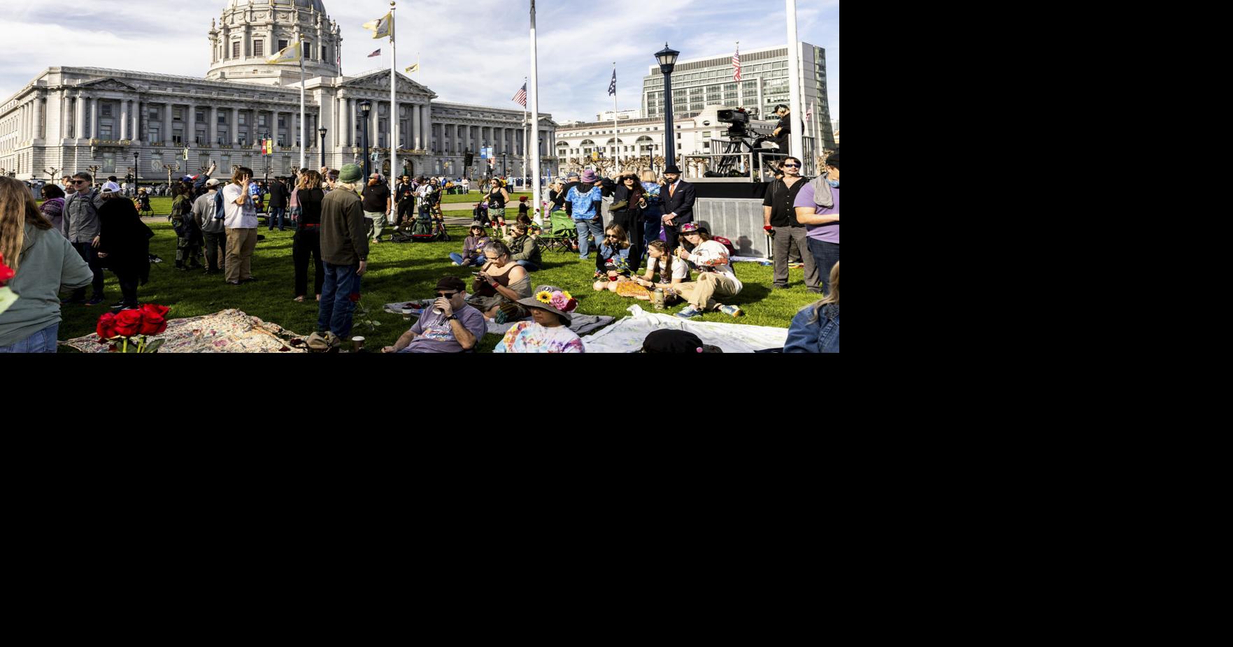 Thousands of fans celebrate life of legendary Grateful Dead guitarist ...