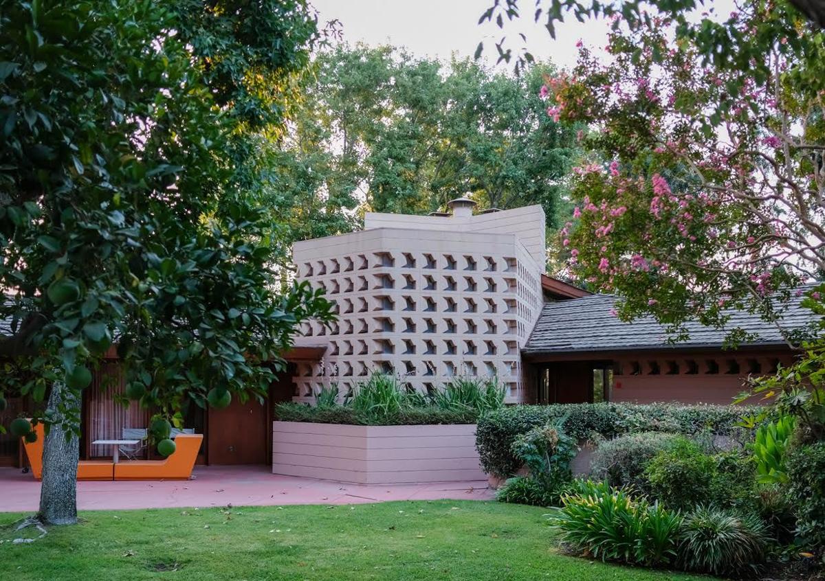 PHOTO GALLERY: The George and Millie Ablin House in Bakersfield ...