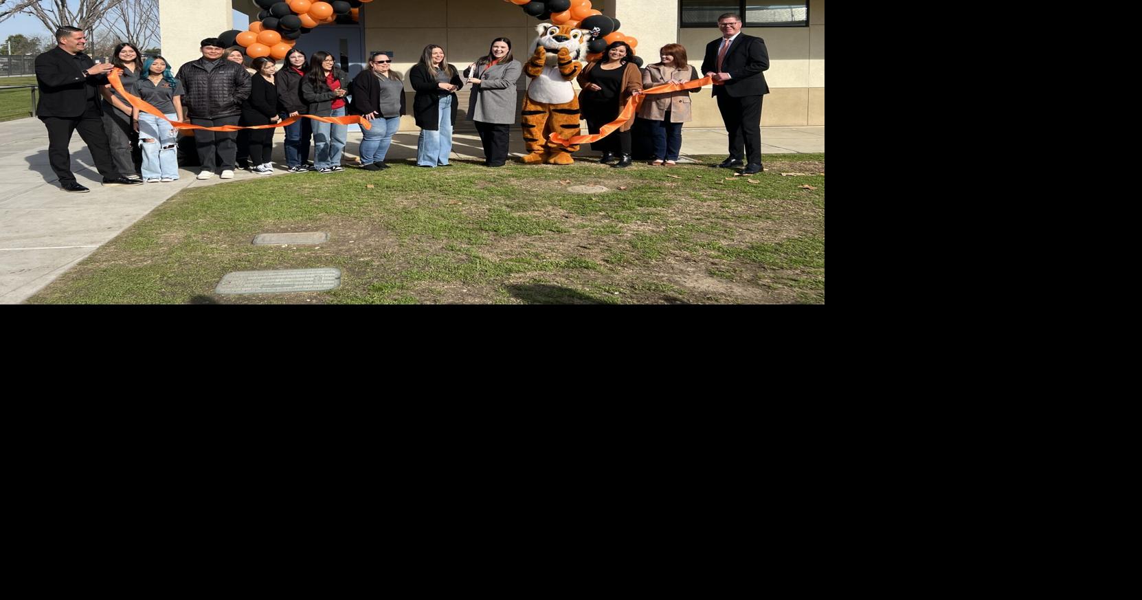 Helpful handouts: New wellness center at Wasco Union High makes ...