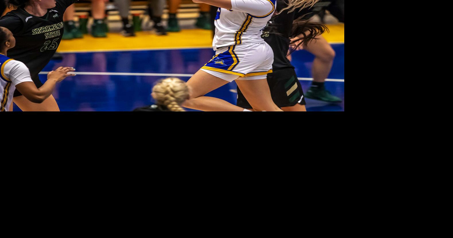 Women's basketball preview: Roadrunners set to defy expectations ...