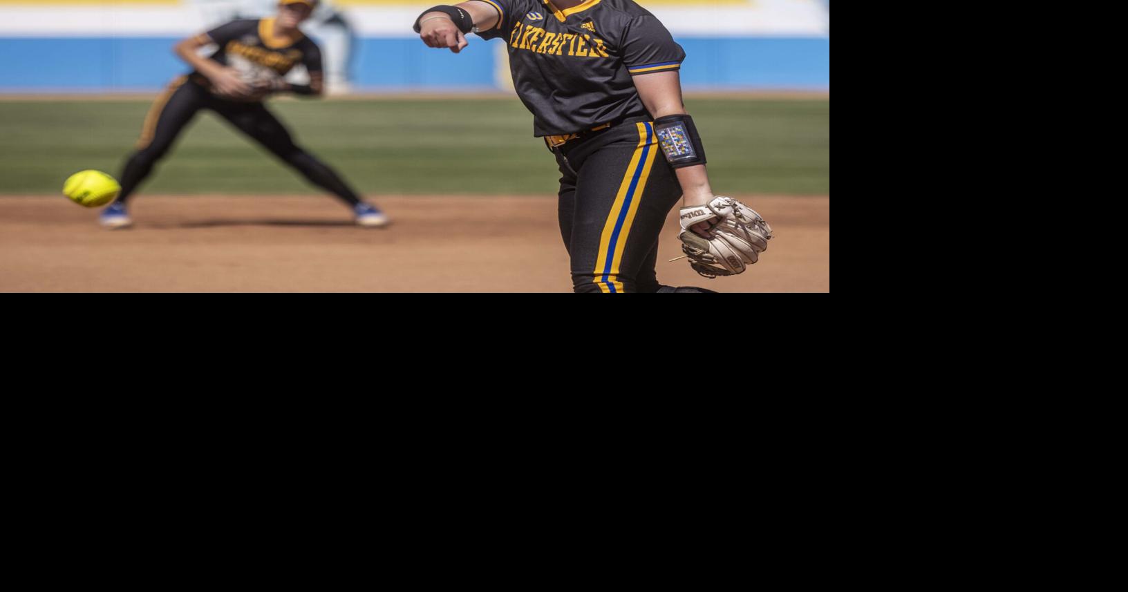 PHOTO GALLERY: CSUB softball battles Fresno State on Saturday | Photo ...