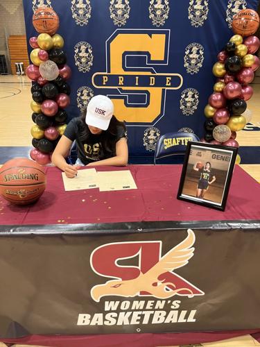 Ariana Vega, Shafter girls basketball player | Tbc Blox Images ...