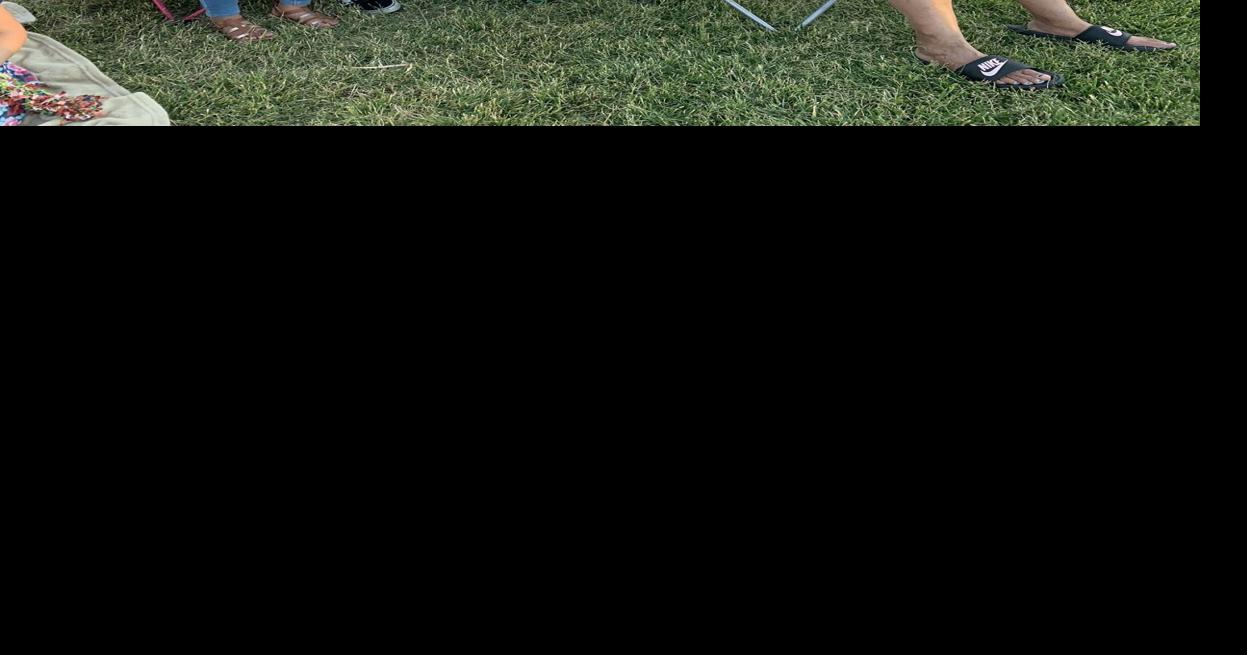 PHOTO GALLERY: More than 4,000 Ridgecrest residents gather for free ...