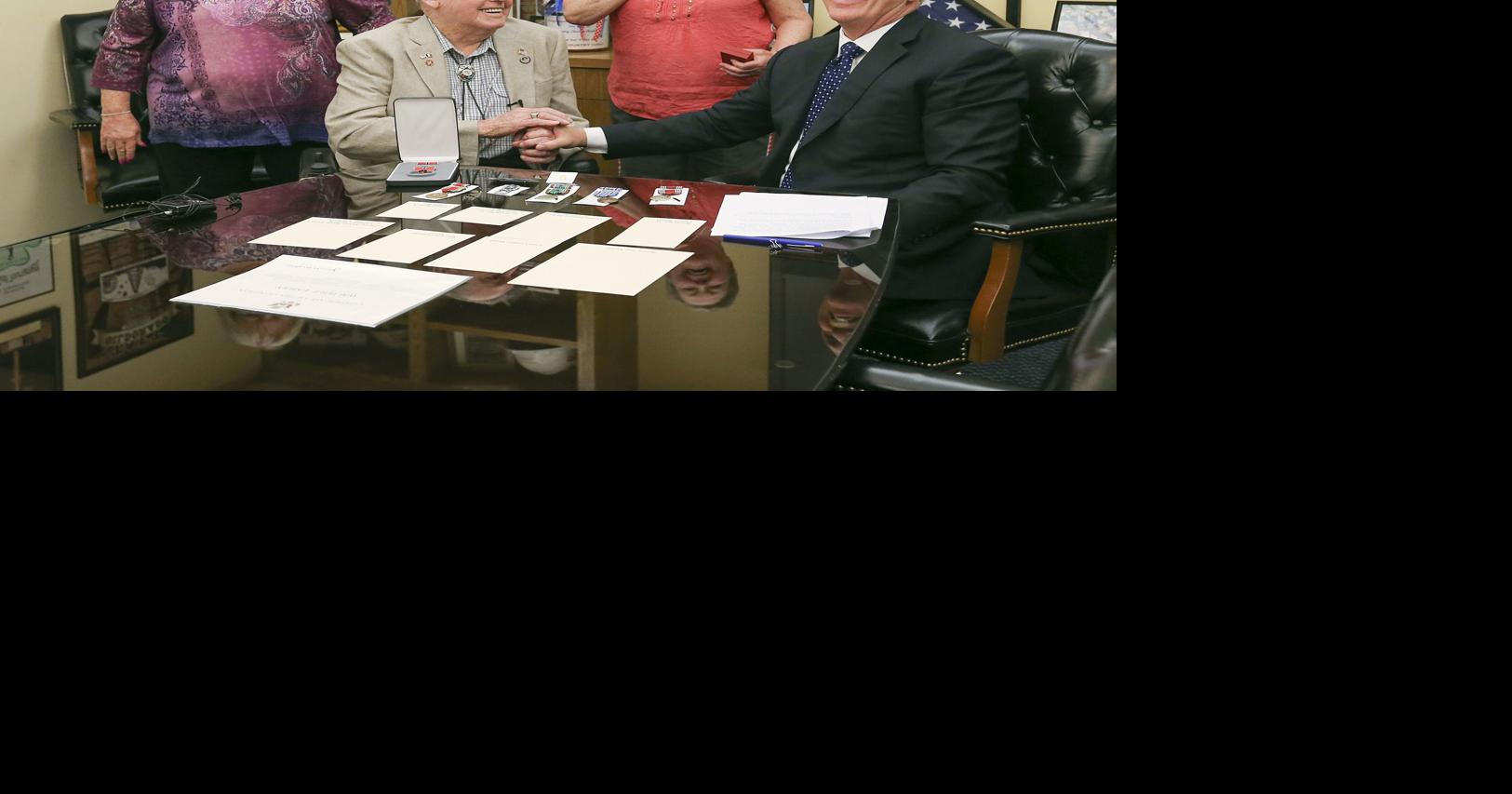 PHOTO GALLERY: World War II Veteran Walter Easley Receives Medals From ...