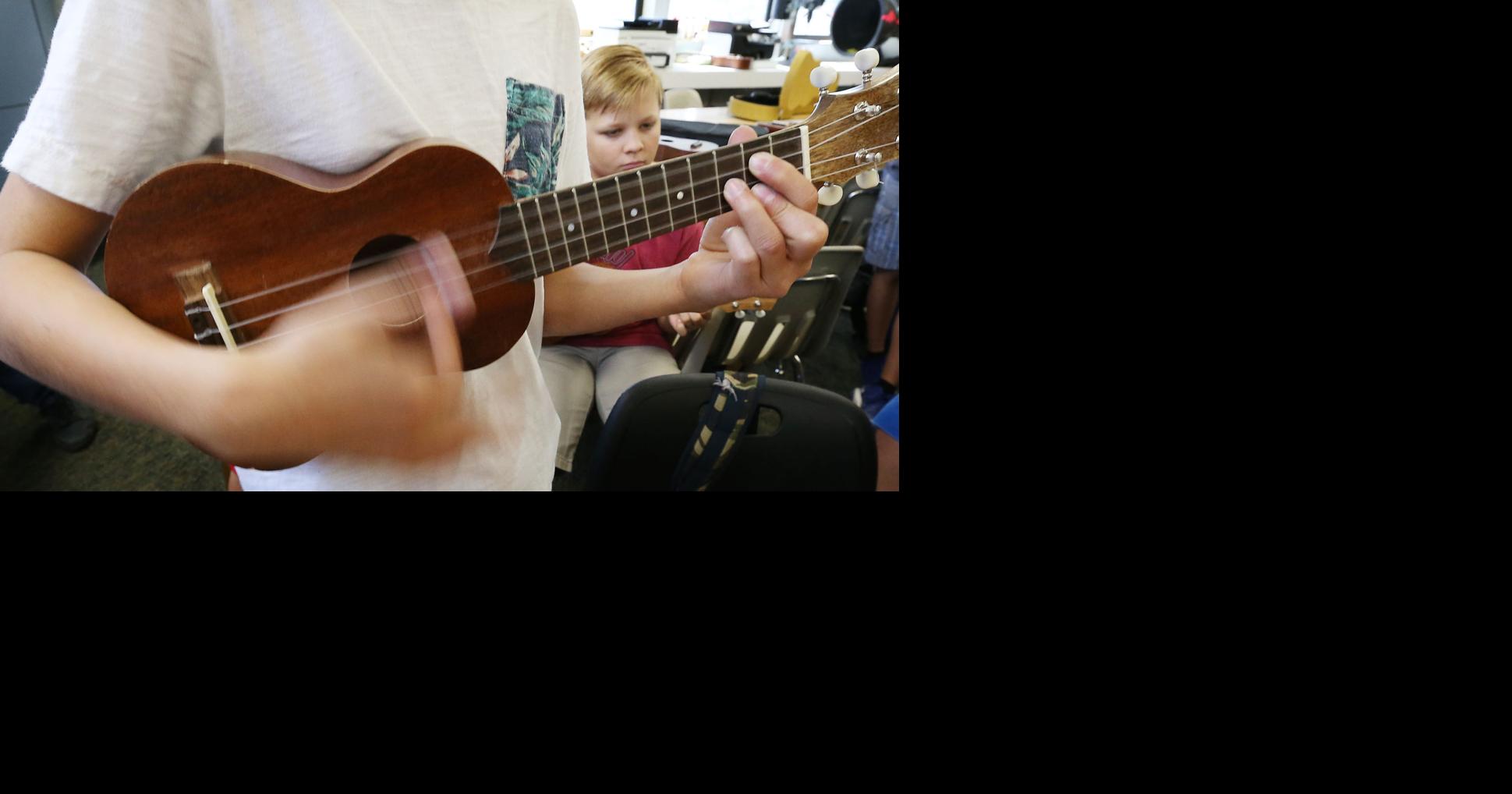 Class teaches kids uke can do music | News | bakersfield.com