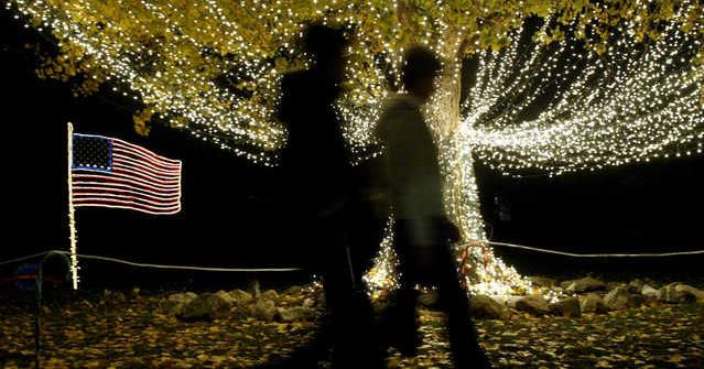 CALM Holiday Lights: By the numbers | Archives | bakersfield.com
