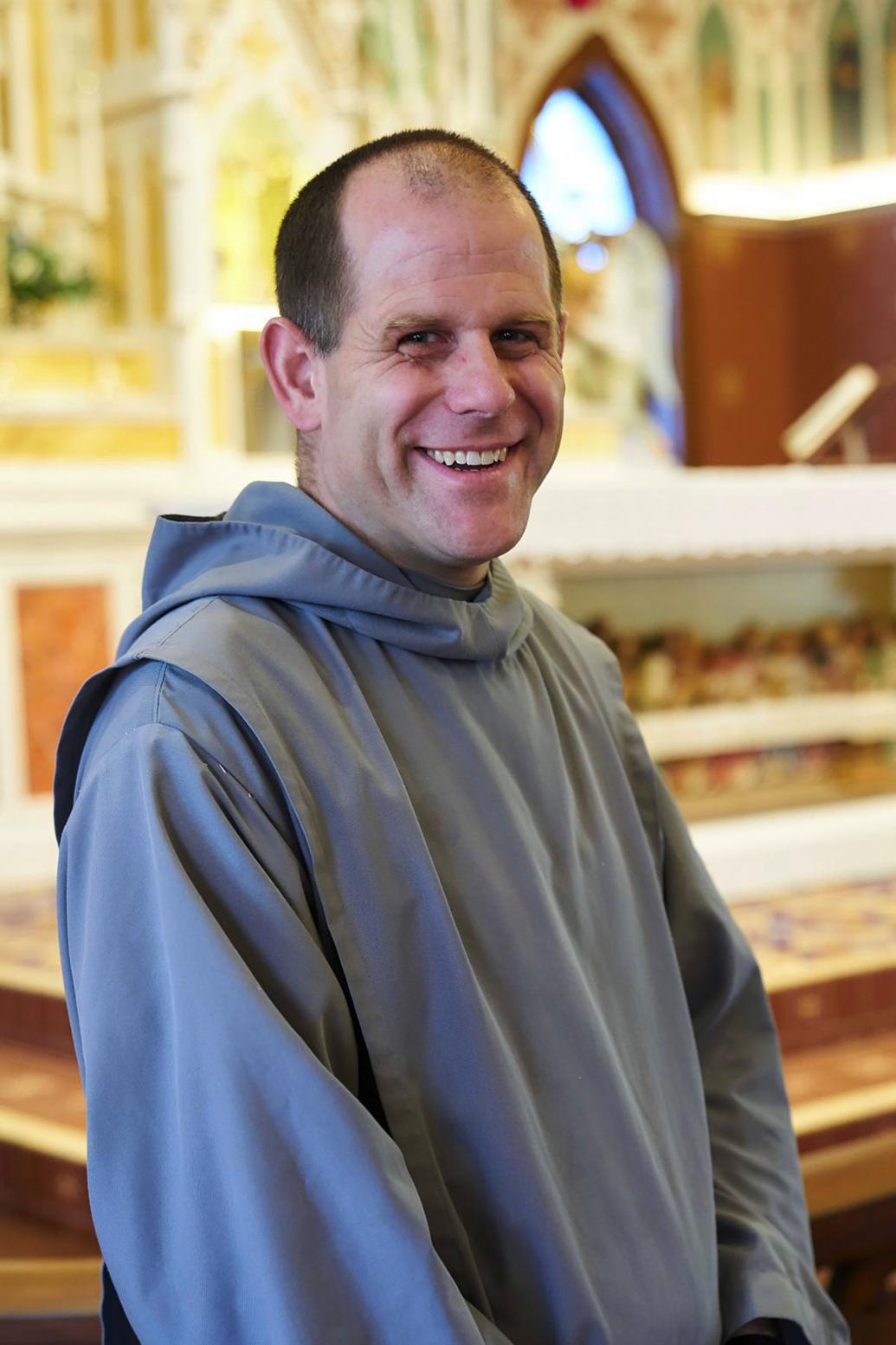 Popular priest to give three days of presentations | Entertainment ...