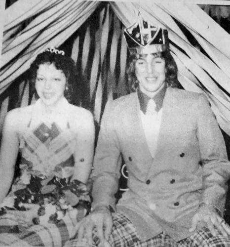 The Prom is on! | News | baldwin-bulletin.com