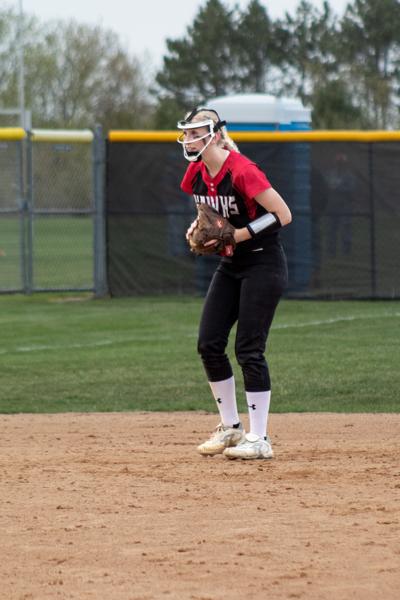 Rice Lake defeats B-W softball to take regional title | Sports ...